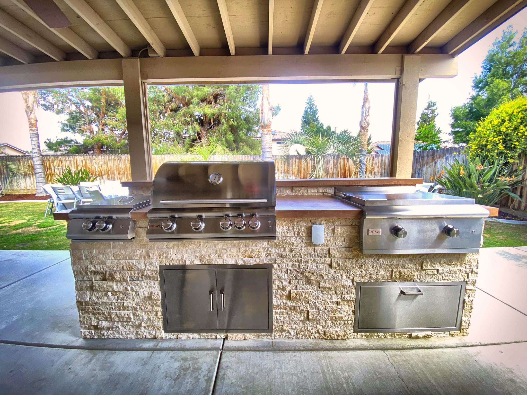 Premium BBQ Grills and Outdoor Kitchens | The BBQ Store
